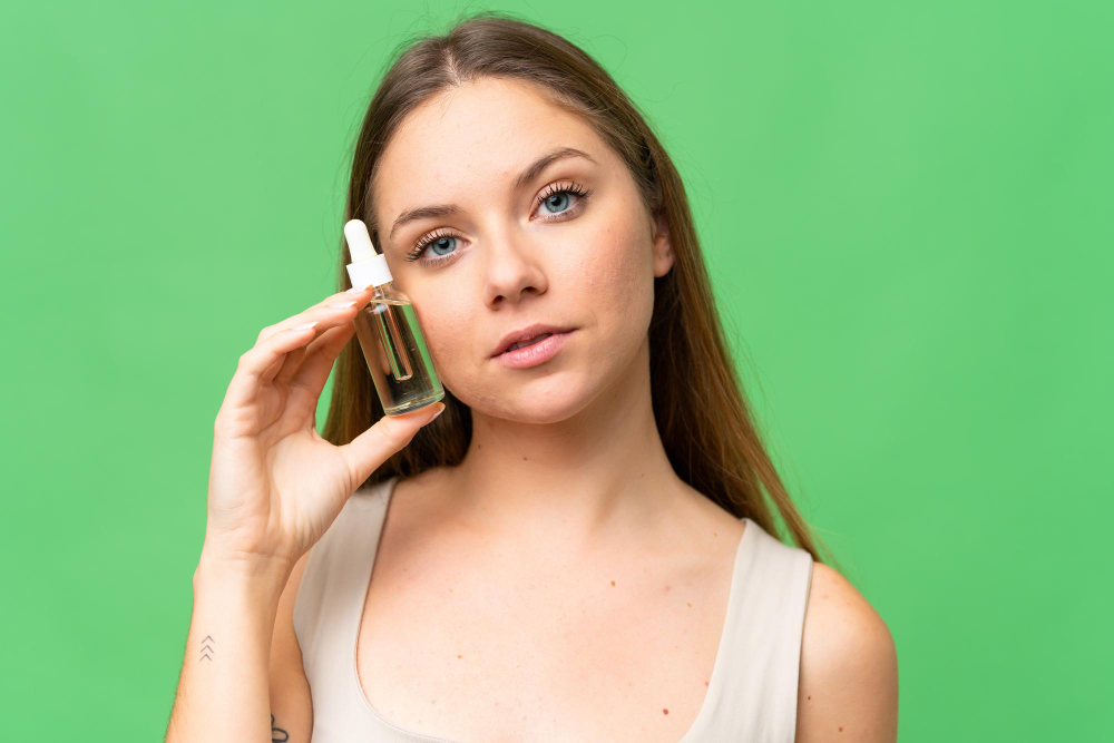 Cele mai bune seruri pentru hidratarea intensă a pielii - BlogBUN.ro